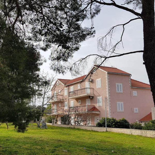Ruzica Apartments - Sutivan