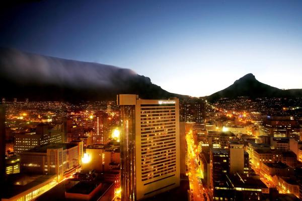 Southern Sun Cape Sun - Camps Bay