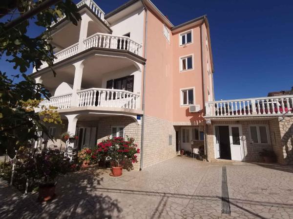 Grozdana Apartments With Terrace And Sea View - Crikvenica
