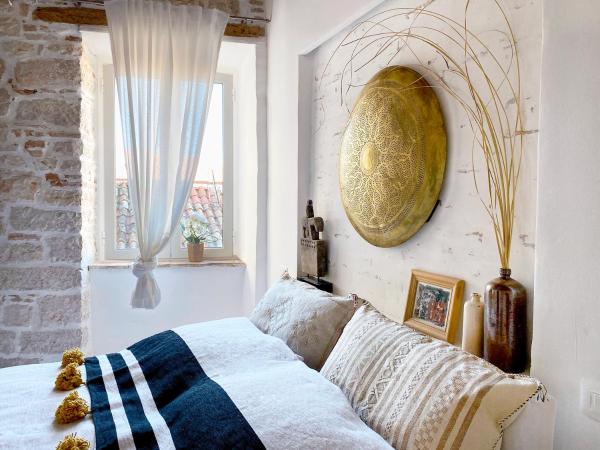 Salt - Mediterranean Design In Old Town - Vrsar