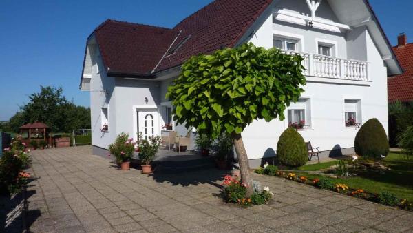 Apartment In Gyenesdias - Balaton 18867 - Gyenesdiás