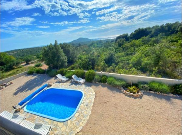 Villa Viktoria Mit Pool Und Schönem Meerblick In Primosten - Primošten