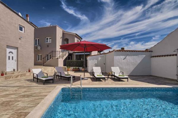 Holiday Home In Liznjan - Istrien 35288 - Medulin