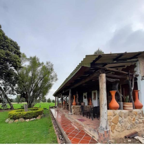 Ghuru Hotel Campestre - Iza