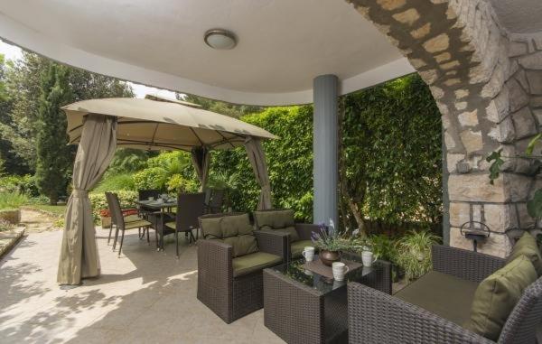 Apartment In Rovinj With Terrace, Air Condition, Wifi, Washing Machine (4686-1) - Vrsar