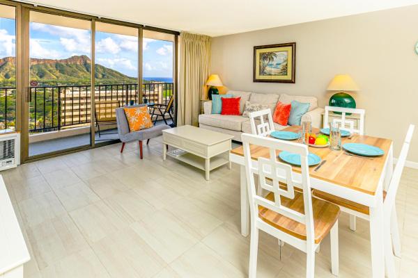 Diamond Head & Ocean View Gem Near Waikiki Beach, Parking's On Us - Water Park, Kailua
