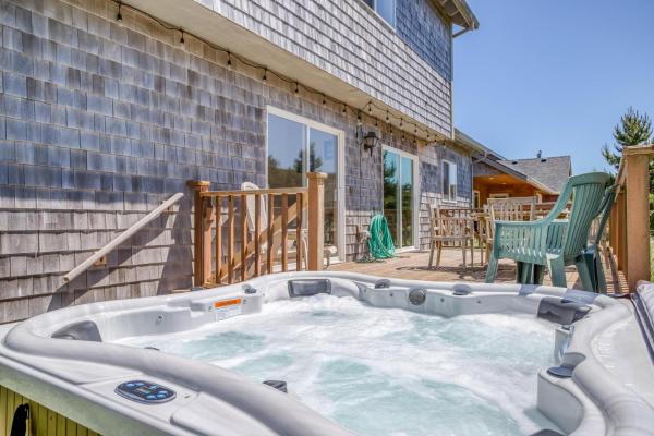 Sand Dollar Find - Meredith Lodging - Pacific City, OR