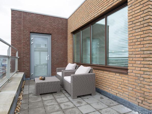 Spacious Apartment In Den Haag Near Seabeach - Delft