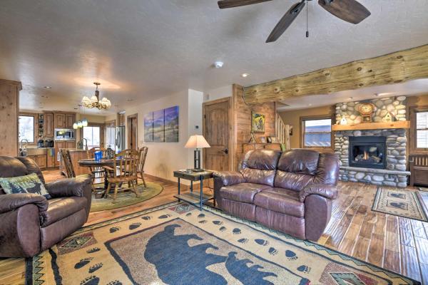 Updated Mtn Home With Deck On Uncompahgre River - Ouray, CO