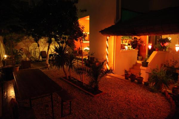 Trip'n'hostel - Tirana