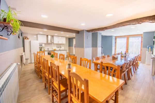 Iriñiken, Amplia Casa Rural Con Barbacoa En Navarra - Viana