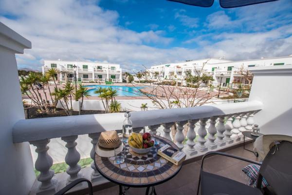 Casa Anemona With Terrace Shared Pool Sea Views And Free Wifi - Lanzarote
