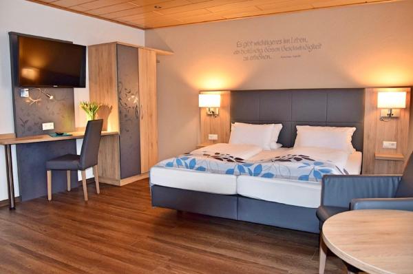 Cafe-hotel Altreuter - Nördlingen