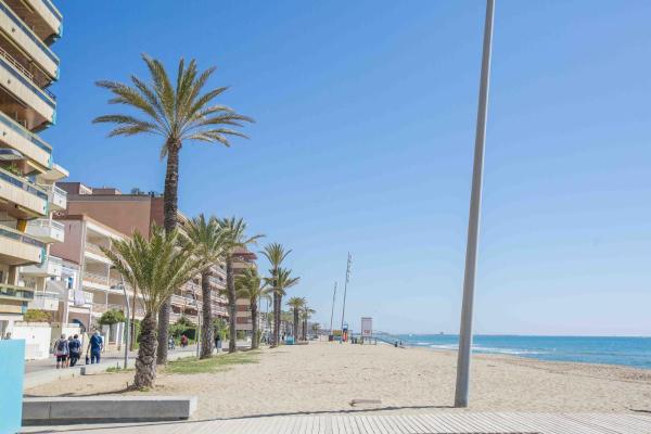 Casa Arnau, A Pie De Playa. Calafell Beach - Calafell