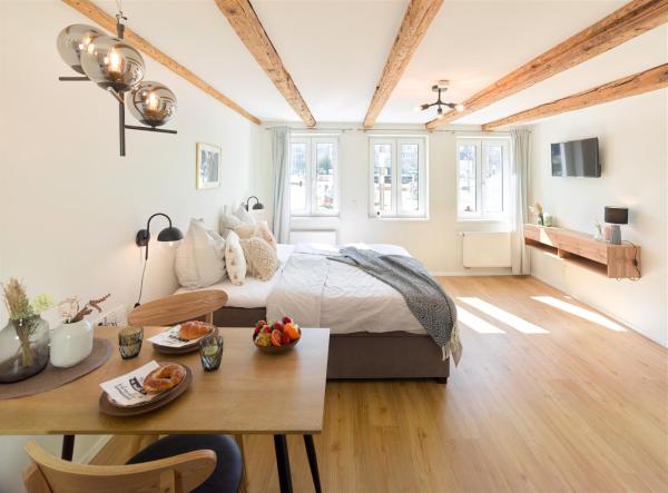 Wachtraum Reutlingen - Altstadt Apartment & Design Rooms An Stadthalle & Marktplatz - Reutlingen