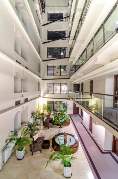 Hotel Pietroasa - Județul Buzău
