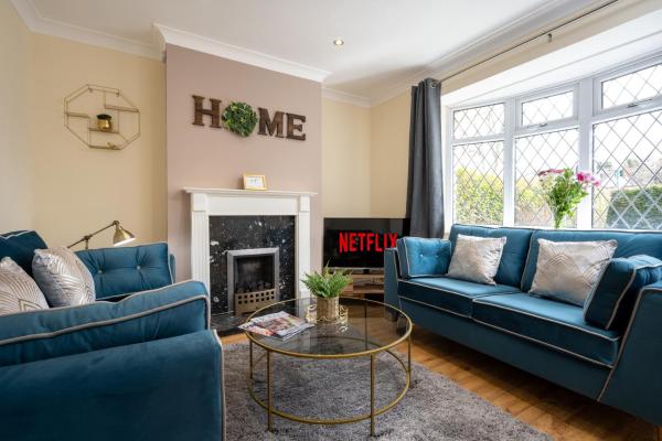 Summerfield House - Elegant House With Garden Near Nec, Jlr, Solihull - Solihull