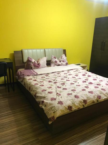 Cozy Park Studio In City Center, Campina - Telega