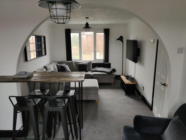 Riverside Park Penthouse Apartment In St Neots - St Neots