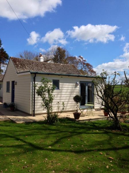 Peaceful, Well Placed, Dog Friendly Holiday Let - Kingsbridge