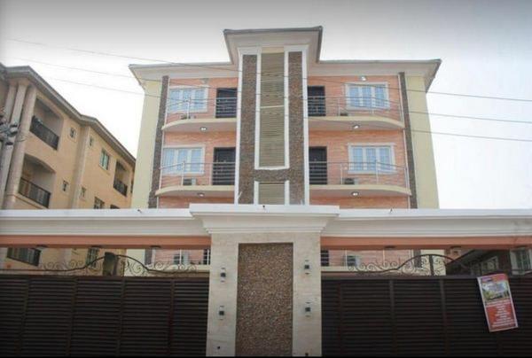 Room In Lodge - Blueseasons Hotel Suites - Lagos, Nigeria