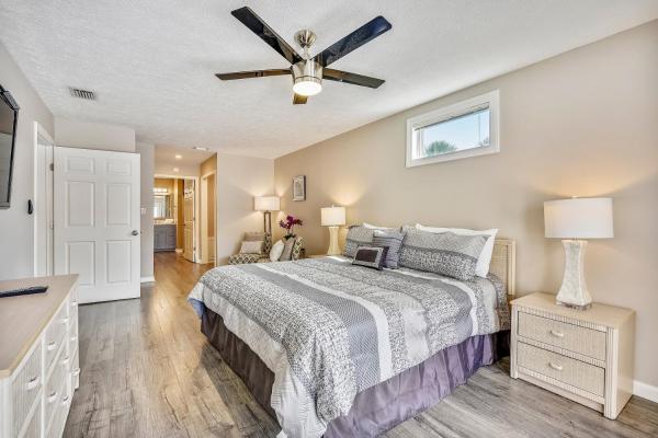 5 O'clock Somewhere By Book That Condo - Panama City Beach, FL