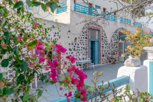 Caveland - Santorini