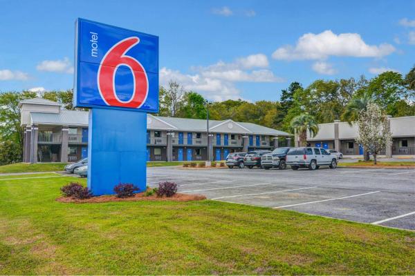 Motel 6-moultrie, Ga - Florida