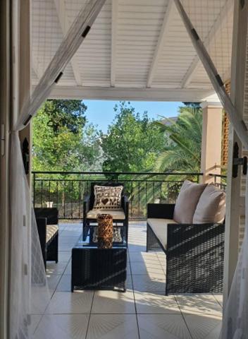 Asprokavos Beach Apartment And Studio - Corfu