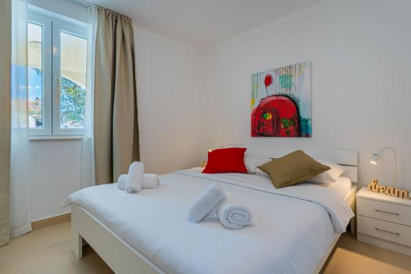 Apartments Lopari - Nerezine