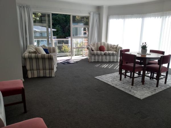 Quiet Location With View And Public Transport - Wellington, New Zealand