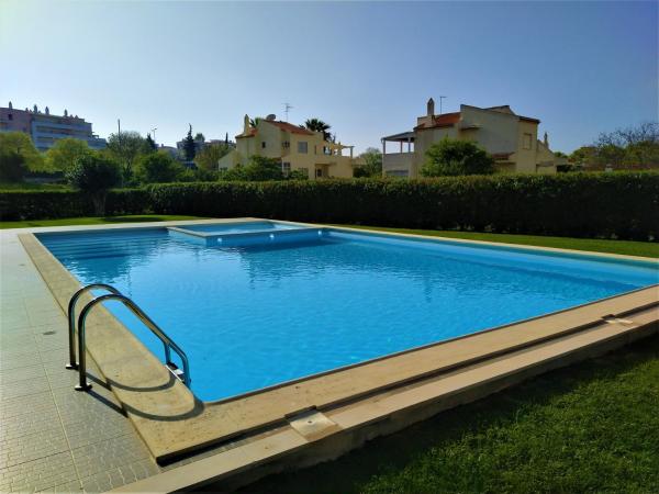 Algarve Beach Vibes Apartment, Wifi, Pool, Ac, Bbq - Carvoeiro