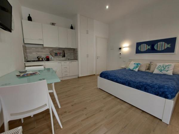 Casa Dei Normanni: Costanza - Cefalù