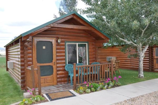 Bryce Country Cabins - Bryce Canyon National Park, UT