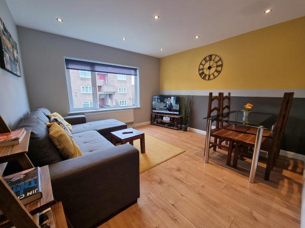 144 - Excellentstays - 2 Bedroom Flat - Twickenham