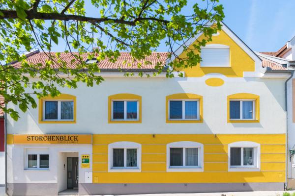 Pension & Weingut Storchenblick - Neusiedl am See
