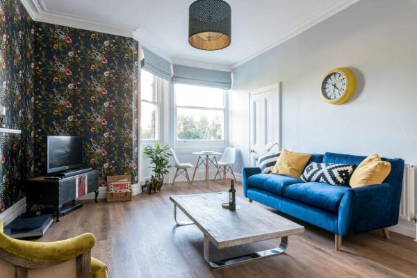 Bright 1 Bedroom Flat Minutes From The Beach And Trains - Brighton and Hove