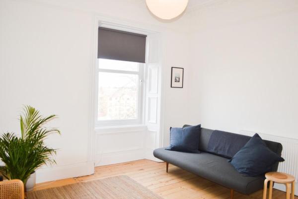 Modern 1 Bedroom Flat In The Heart Of Edinburgh - Leith