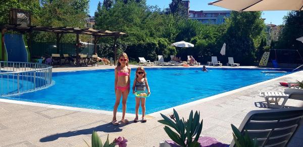 Family Apartments In Solmarin - Aheloy