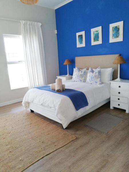 Akwa House Hermanus - Your Home Away From Home! - Hermanus
