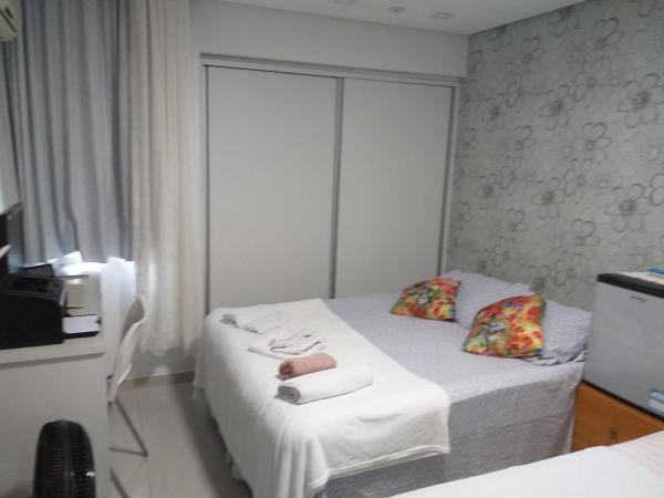 Quarto Triplo - Amplo E Confortavel-perto Do Centro De Convenções-fenearte-recife-pe - Recife