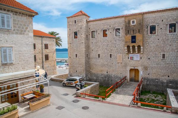 Heritage Villa Vitturi Sea View - Split