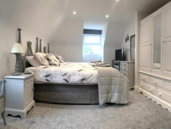 2 Bed, 2 Bath Close To Beach & Free Parking - Bournemouth