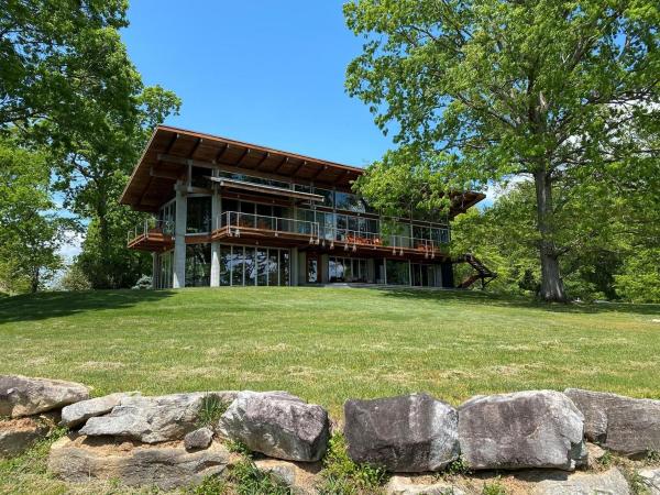 Innisfree Farm - Hendersonville, NC