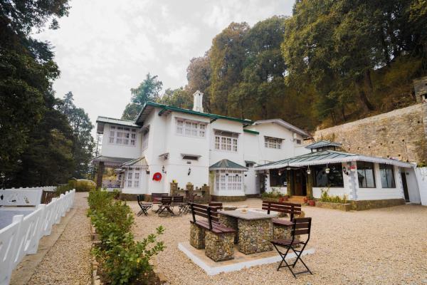 Bhikampur Lodge By Nine Hotels - Pangoot