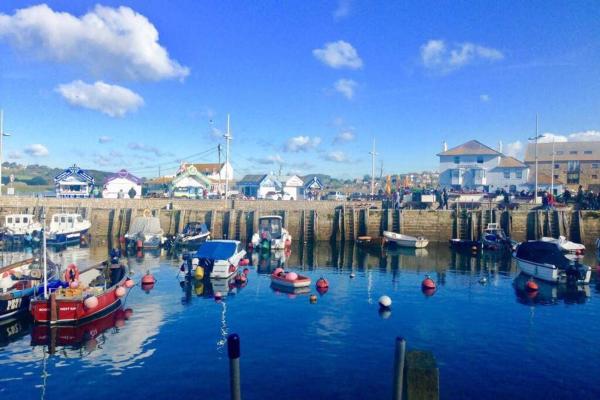 Entire Ground Floor Apartment - West Bay - Bridport