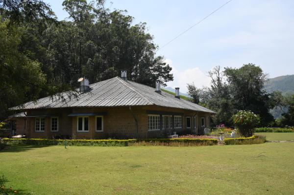 Ama Stays And Trails Tea Estate Bungalows , Munnar - Munnar