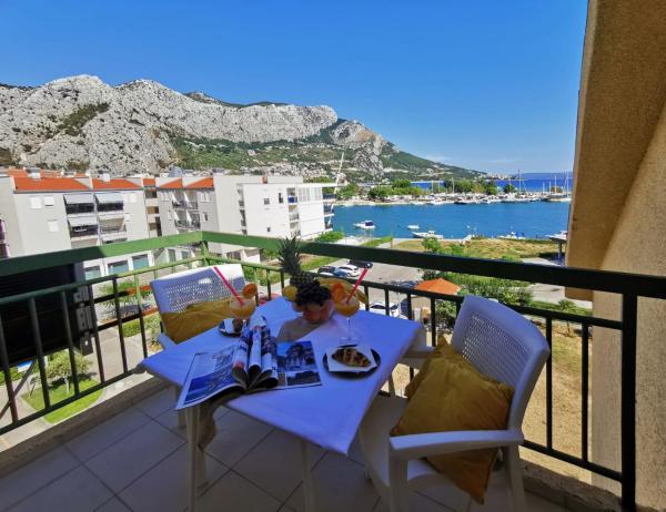 Olmissum Rooftop Sea View - Omiš