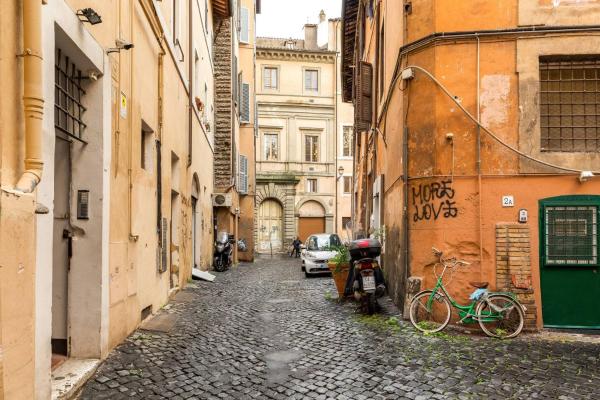 Rome Right In The Ancient Historical Center Two Bedrooms Two Bath, Up To 6 Pax - Rome