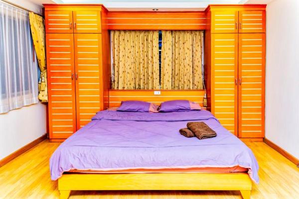 Jolly Guesthouse & Restaurant - Pattaya